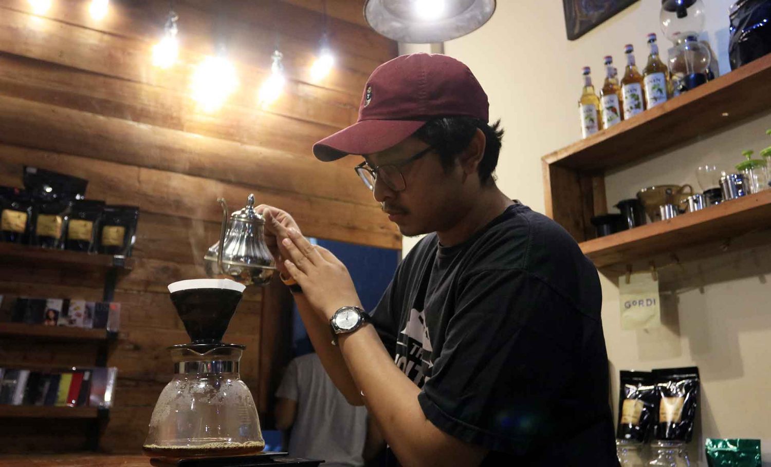 Travelogue : Rimbun Coffee Padang dan Bukittinggi – Cikopi