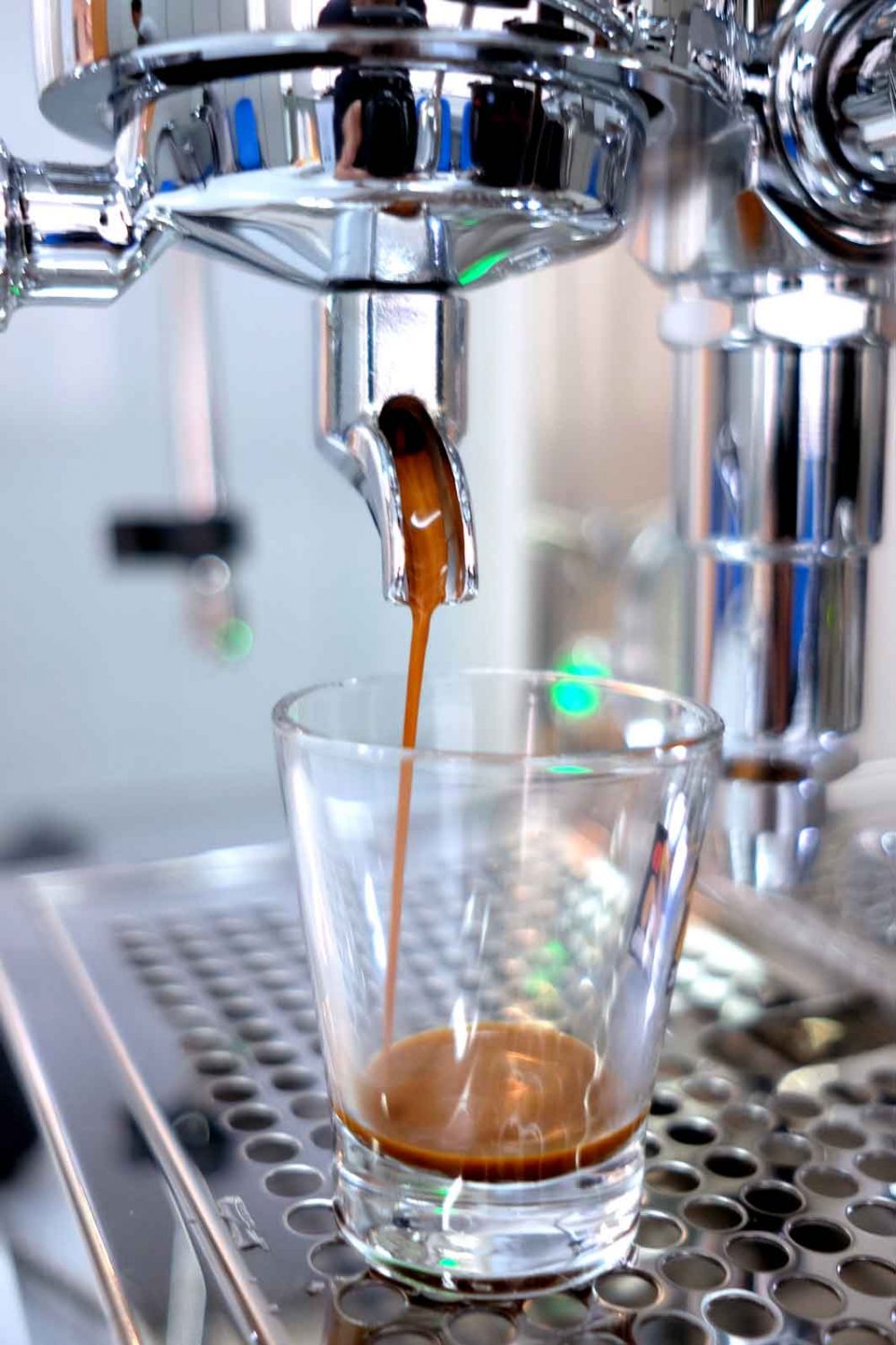 Advertorial : Mesin Espresso Rocket R60V – Cikopi